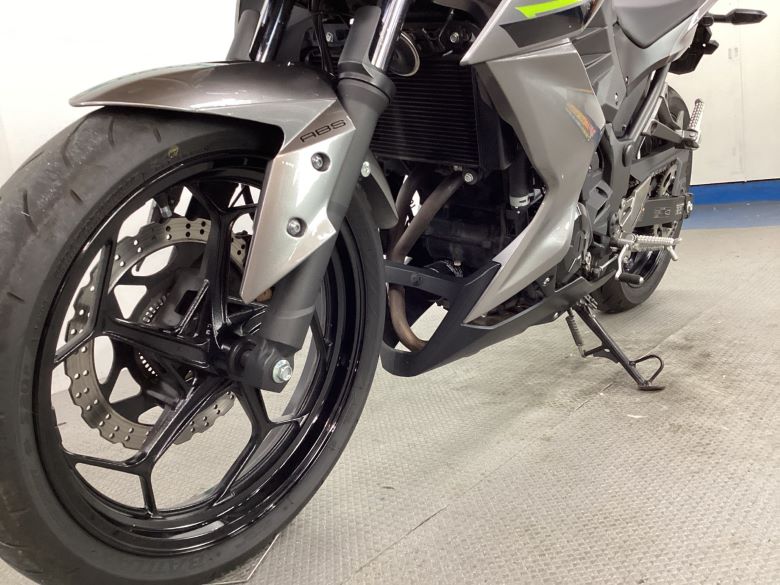 中古 KAWASAKI カワサキ Z250 2017 【360°VIEW!】 はとや(HATOYA)-スペック詳細