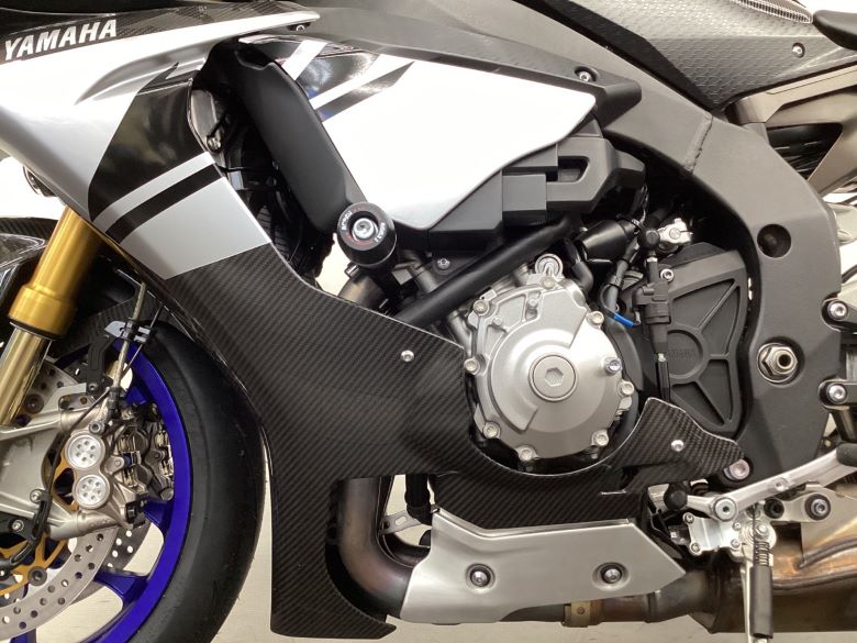 中古 YAMAHA ヤマハ YZF−R1M 2016 【360°VIEW!】 はとや(HATOYA)-スペック詳細