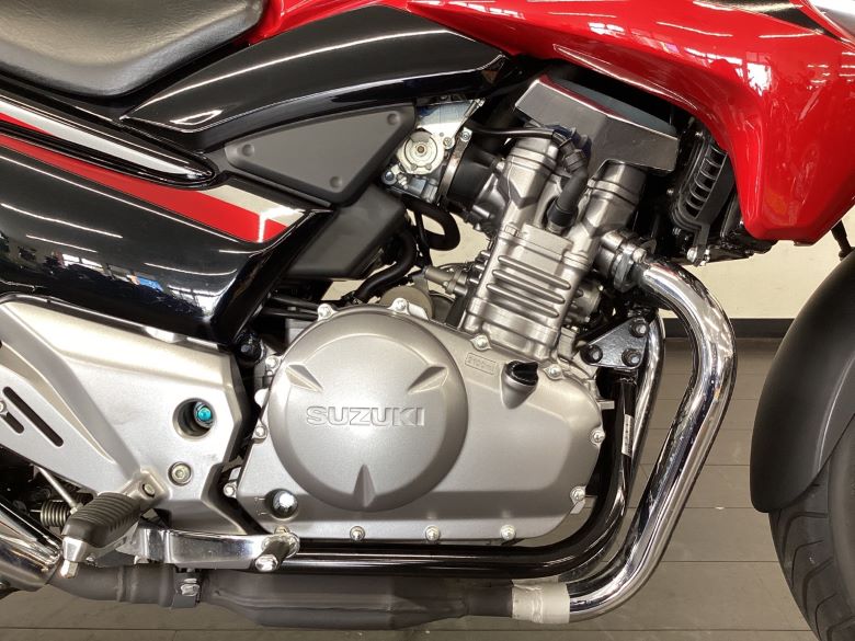 中古 SUZUKI スズキ GSR250 2015 はとや(HATOYA)-スペック詳細