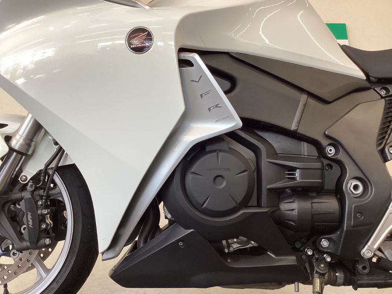 中古 HONDA ホンダ VFR1200F DCT 2010 【360°VIEW!】 はとや(HATOYA)-スペック詳細