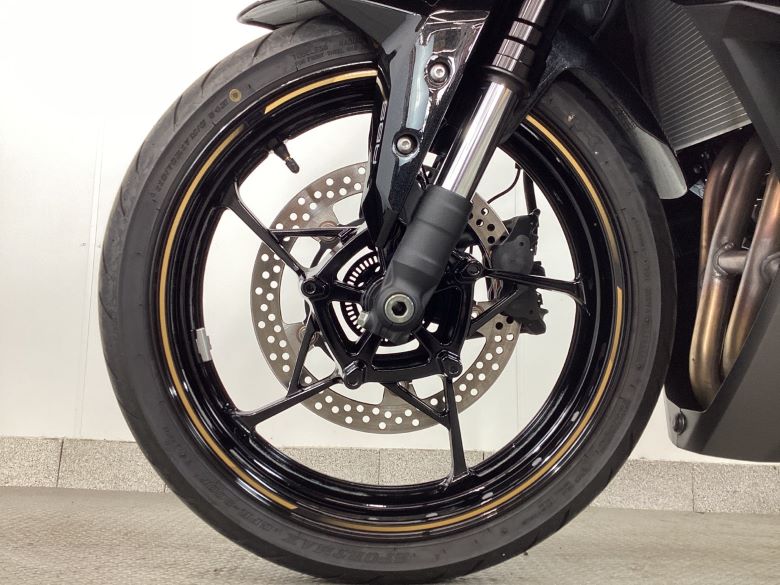 中古 KAWASAKI カワサキ Ninja ZX−25R SE 2022 はとや(HATOYA)-スペック詳細