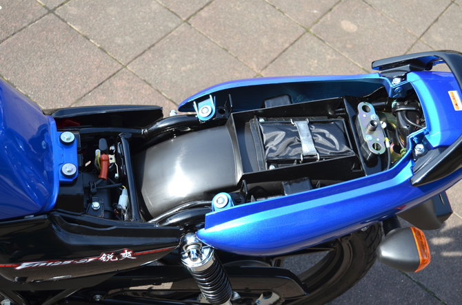 新車 SUZUKI EN125-2F はとや(HATOYA)-スペック詳細